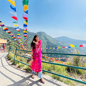 swati pawar - Graphics & UI Designer & Vedio editor in India :: Behance