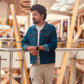 SOCIAL MEDIA LOGOS WEB DESIGN by Avinash shaji :: Behance