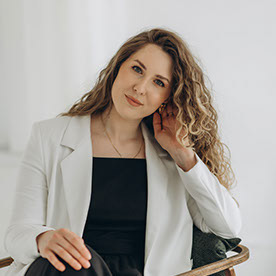 IN A WHISPER :: Behance