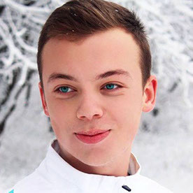 Valentyn Oleksiienko :: Behance