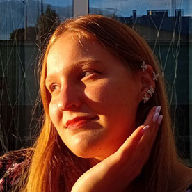 Illustration & Girl on Japanese Sakura Background :: Behance